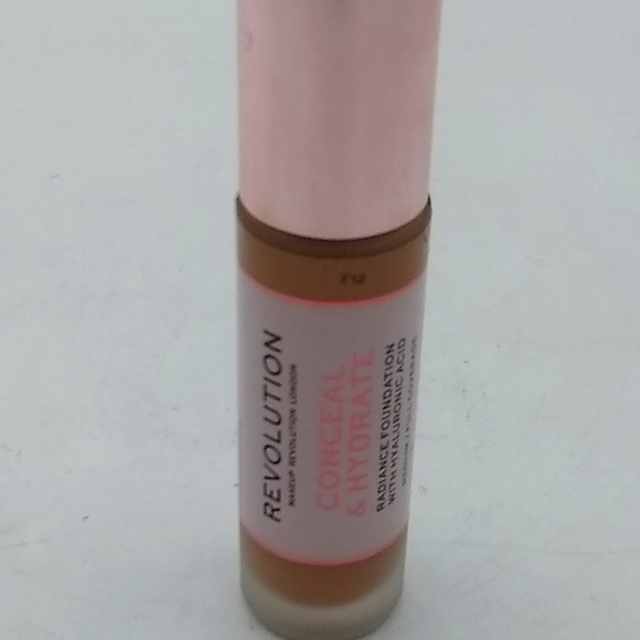 Makeup Revolution | Makeup | Revolution Conceal And Hydrate Radiance ...